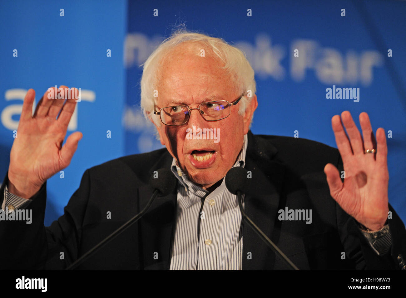 Miami, FL, USA. 19th Nov, 2016. Bernie Sanders speaks during the 2016 ...