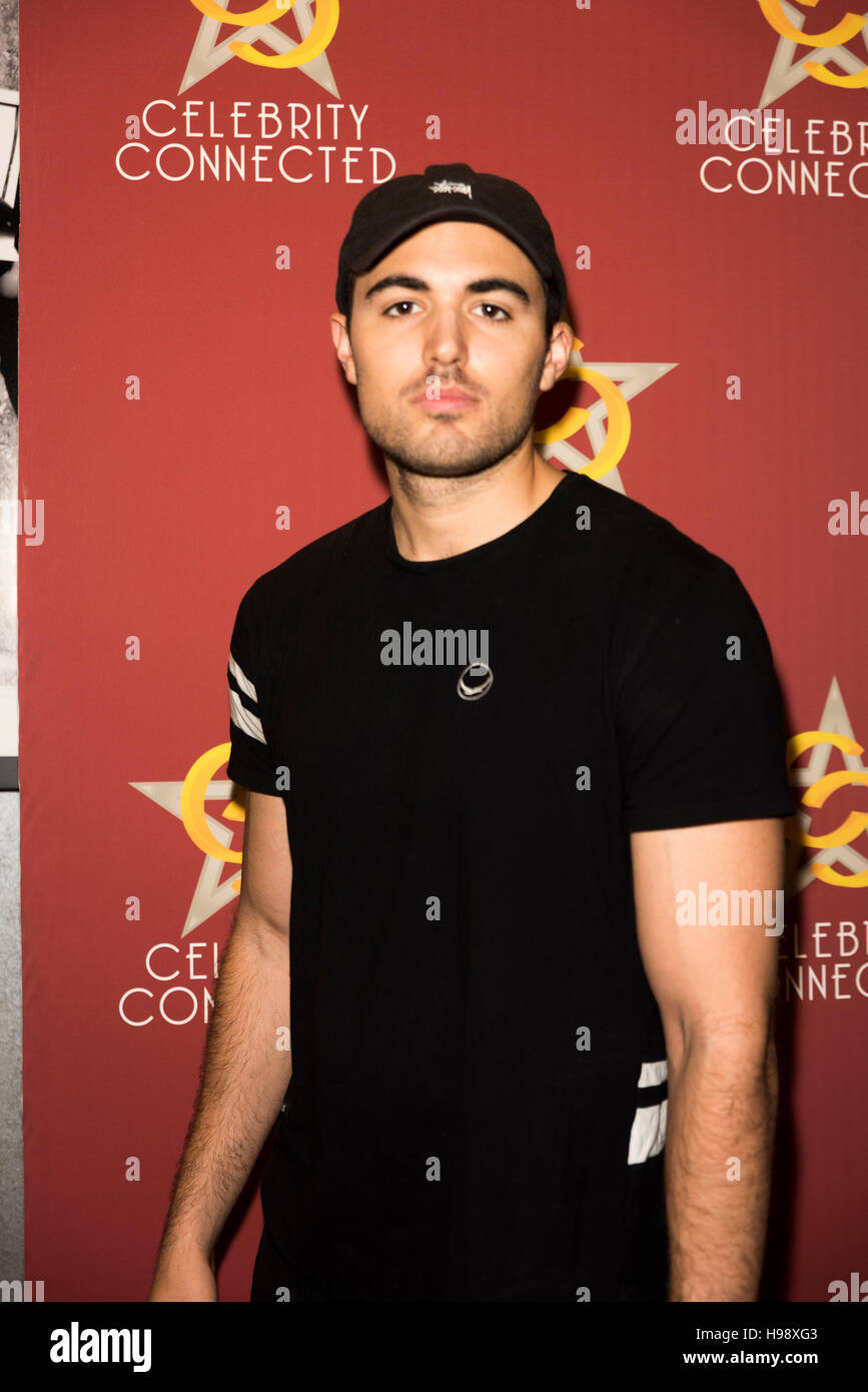 Los Angeles, USA. 19th Nov, 2016. Matthew Russell arrives at Celebrity ...