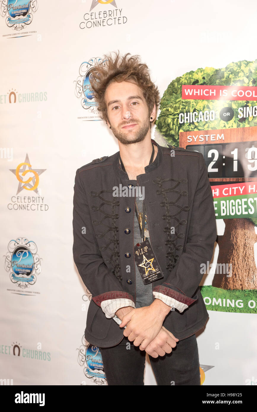 Los Angeles, USA. 19th Nov, 2016. Will Champlin arrives at Celebrity ...