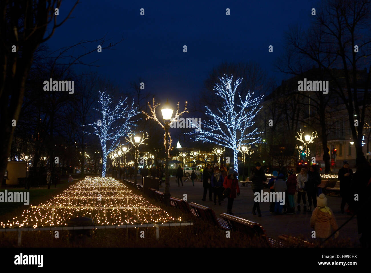 Helsinki, Finland. 20th Nov, 2016. The Christmas seasone begins in ...