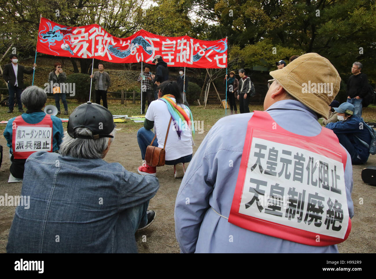 Tokyo, Japan. 20th Nov, 2016. Some 100 civic group members hold a rally ...