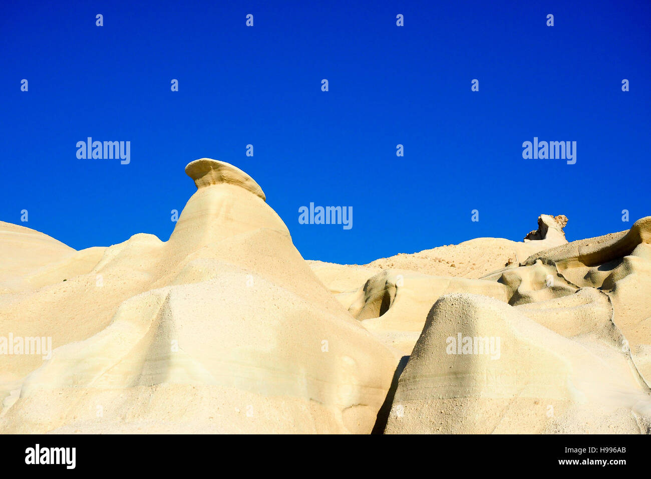 Island wallpaper hi-res stock photography and images - Alamy