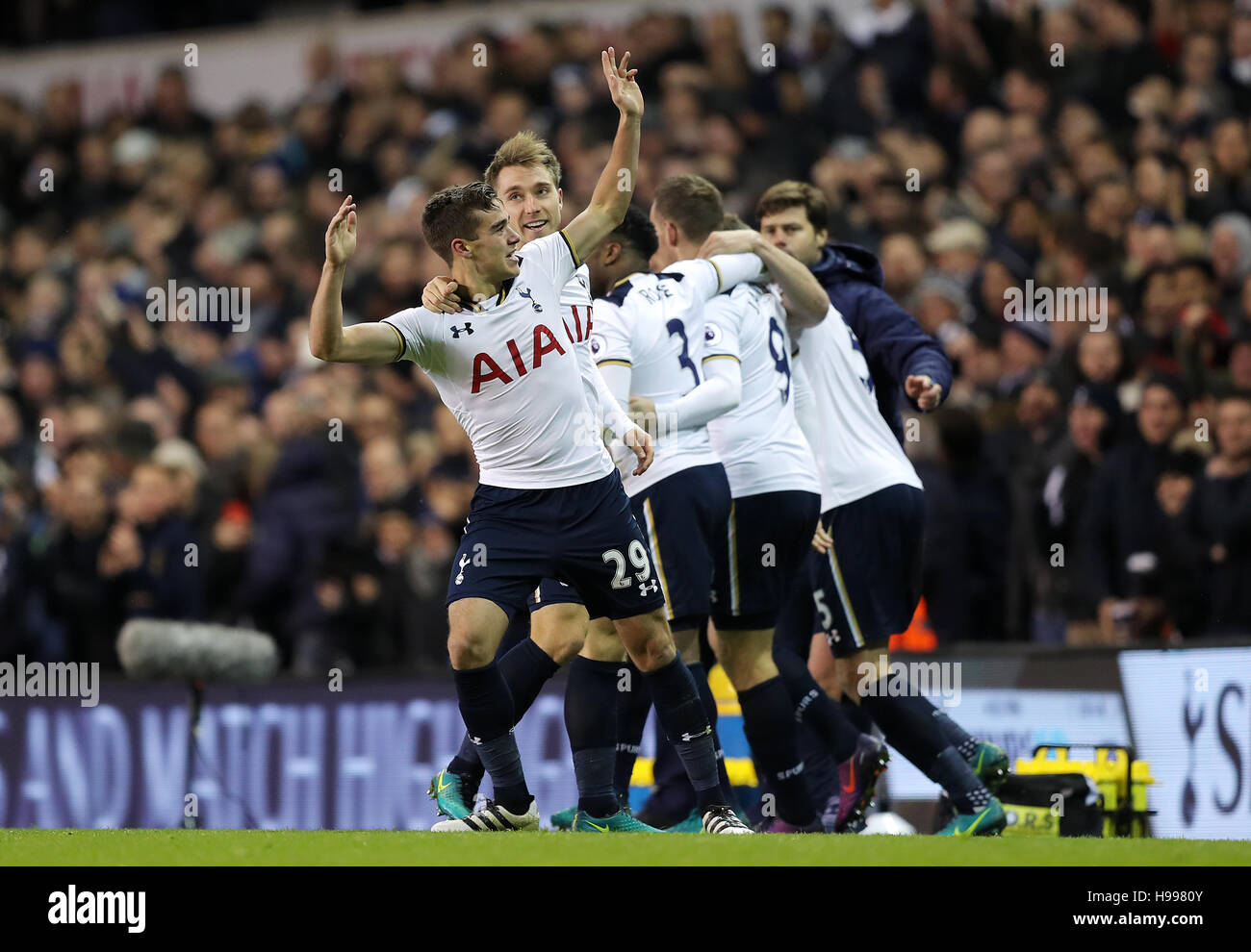 tottenham-hotspurs-harry-winks-celebrates-scoring-hi-res-stock