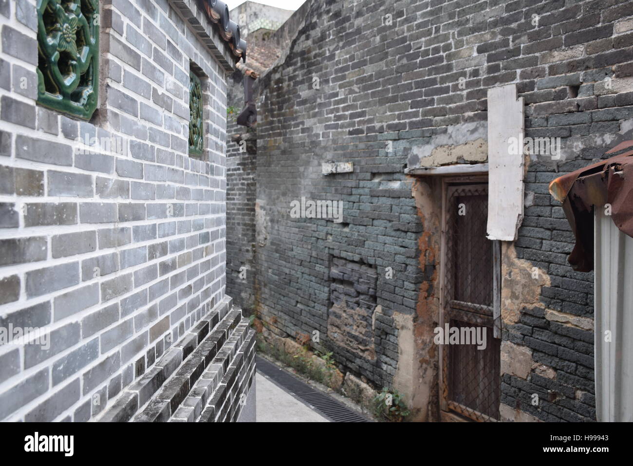 Asian traditional material hi-res stock photography and images - Alamy