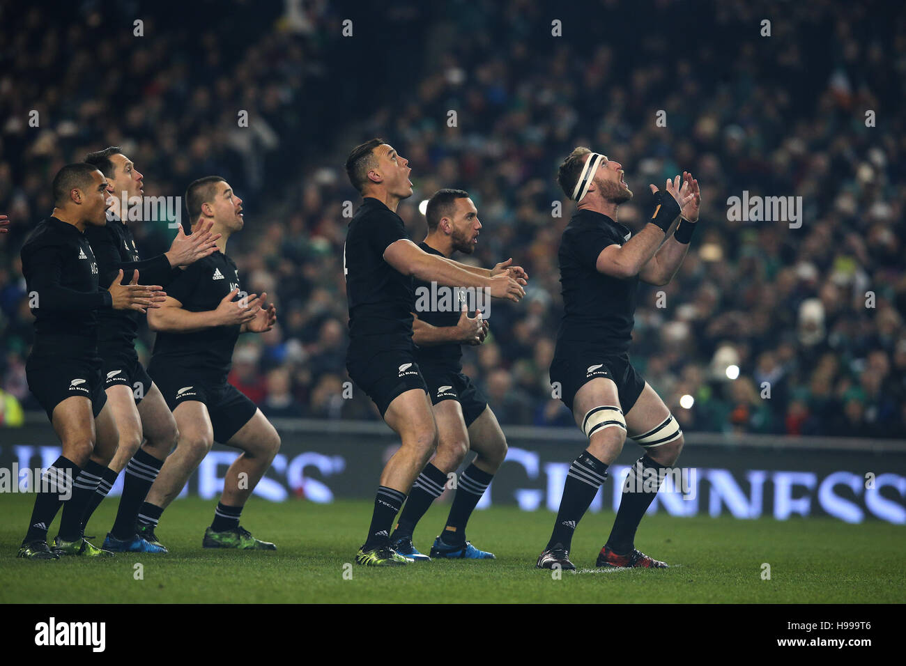 All blacks haka ireland hi-res stock photography and images - Alamy