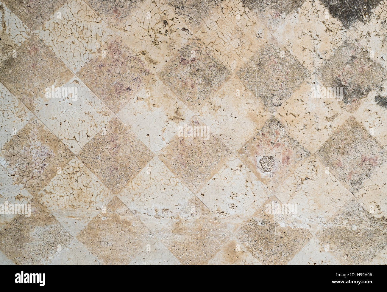 Rough diamonds hi-res stock photography and images - Alamy