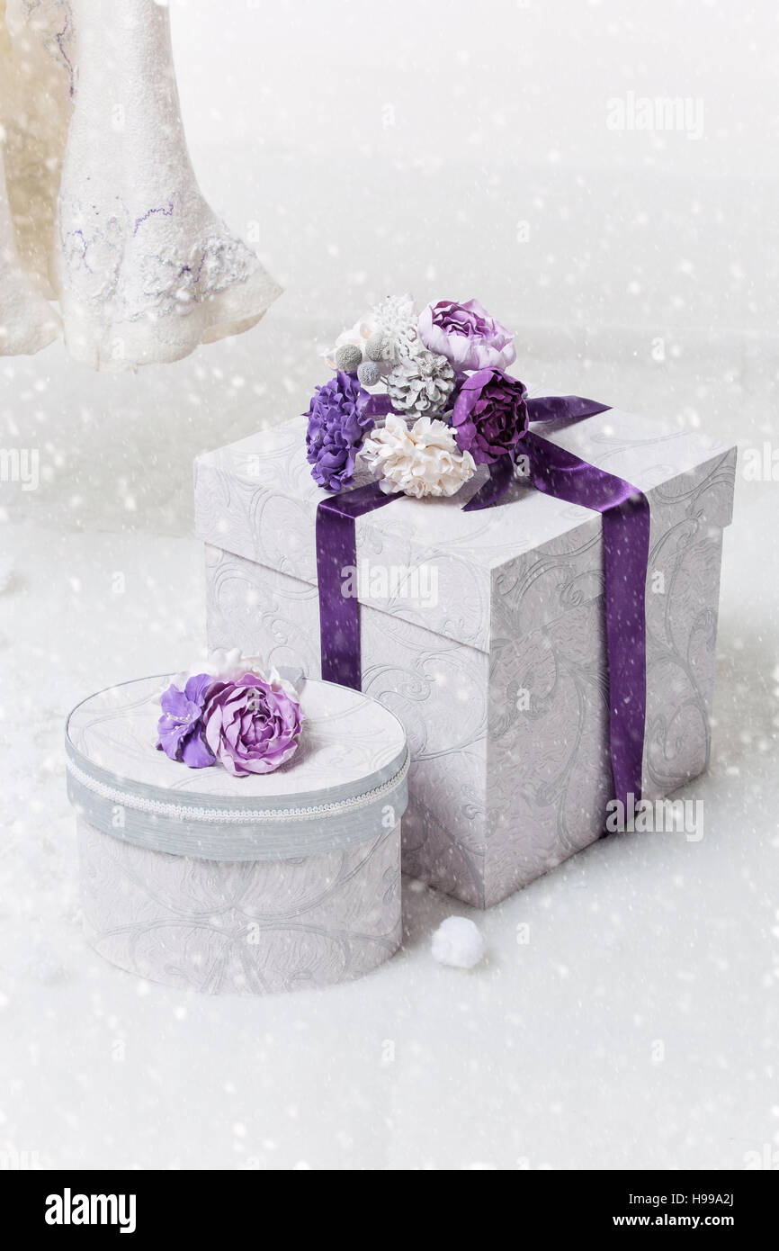 Set of flower decorated present boxes Stock Photo - Alamy
