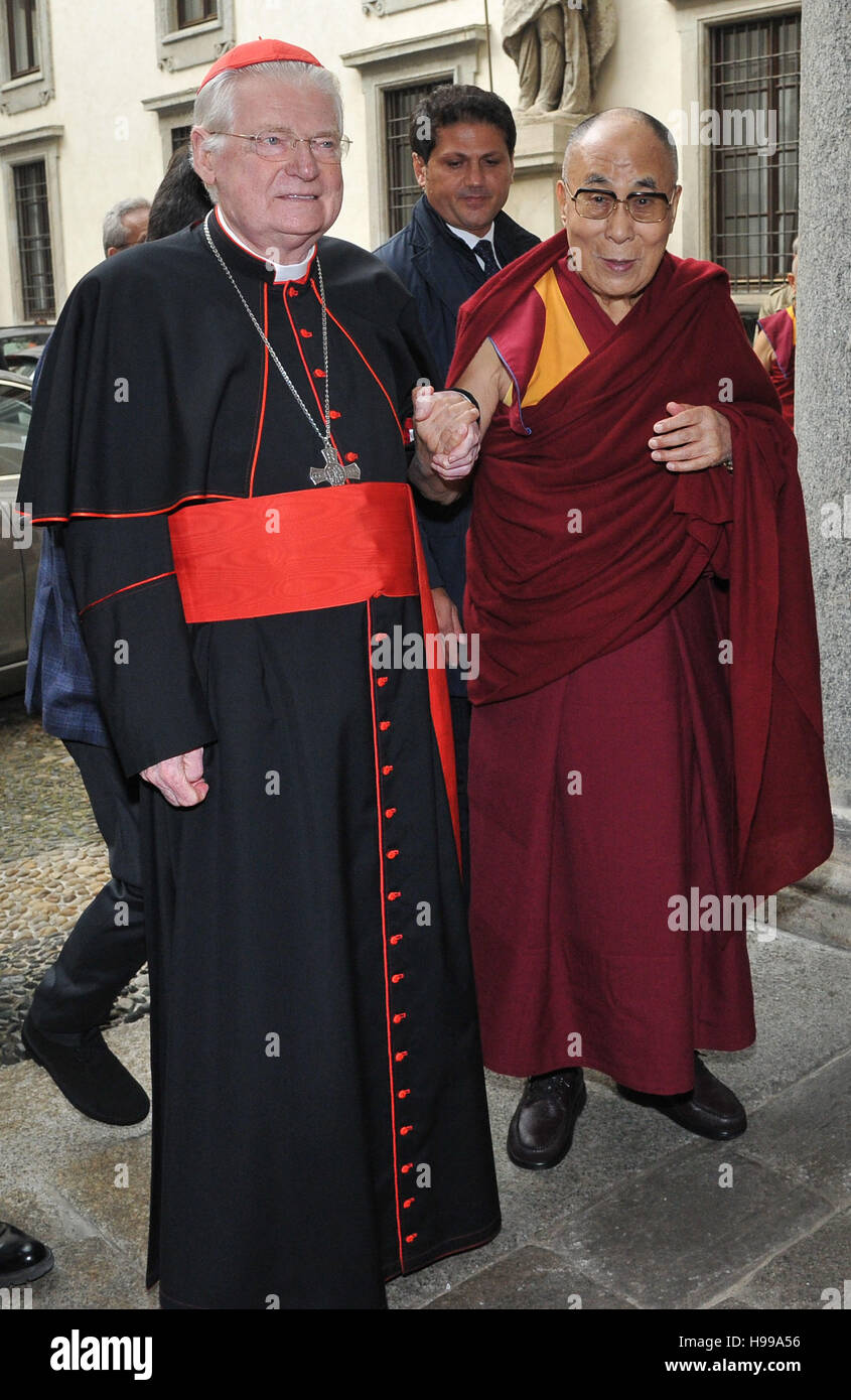 The Dalai Lama meets with Milan Cardinal Angelo Scola before speaking ...