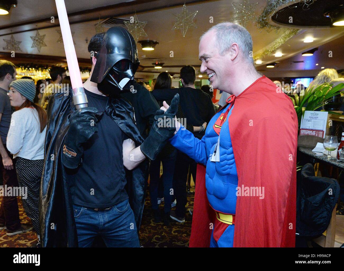 Annual uk rock paper scissors championship hi-res stock photography and ...
