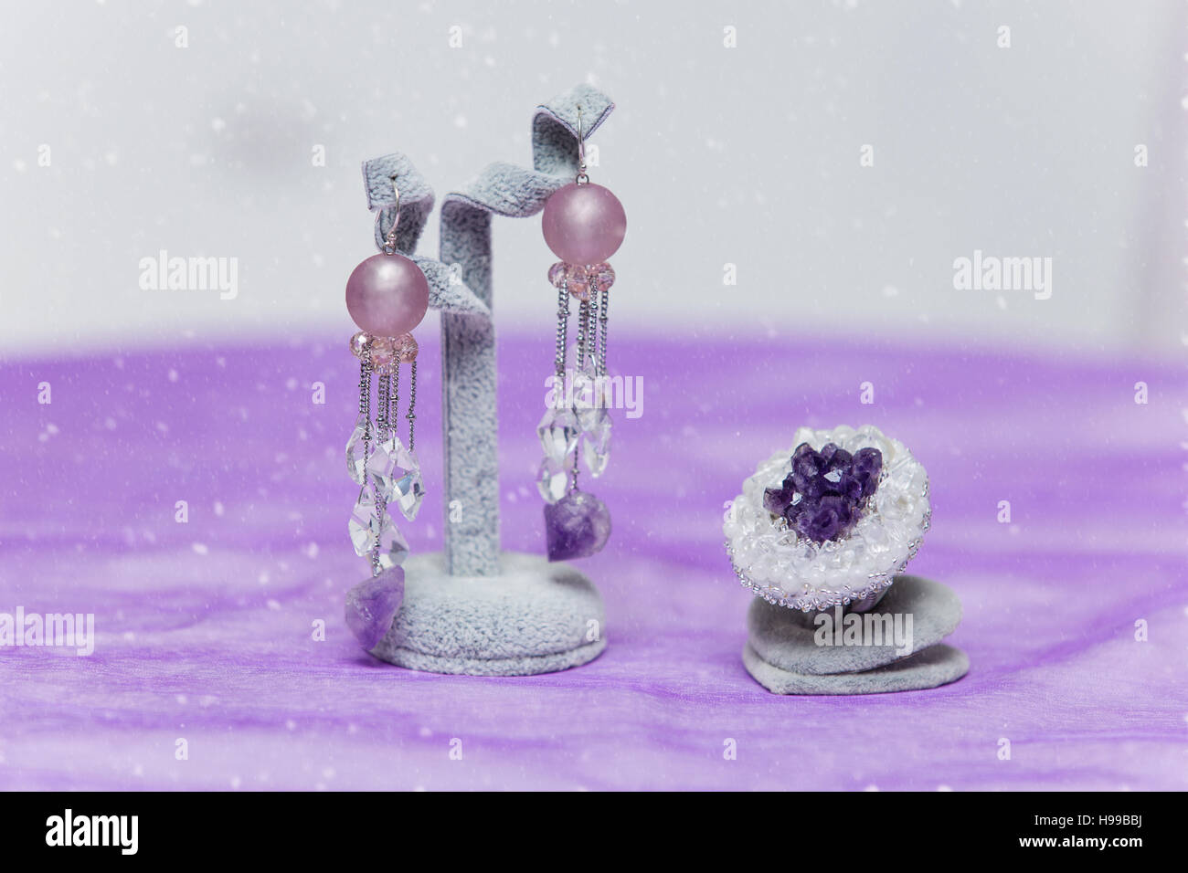 Set of bridal wedding accessories Stock Photo - Alamy