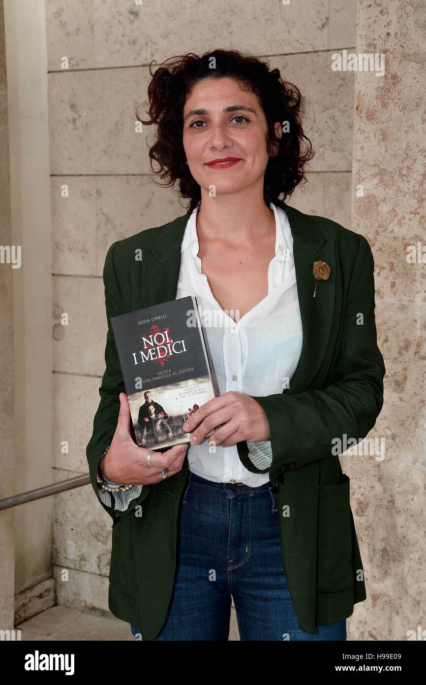 Silvia Cinelli, author of the book 'We, The Doctors' Featuring: Silvia ...