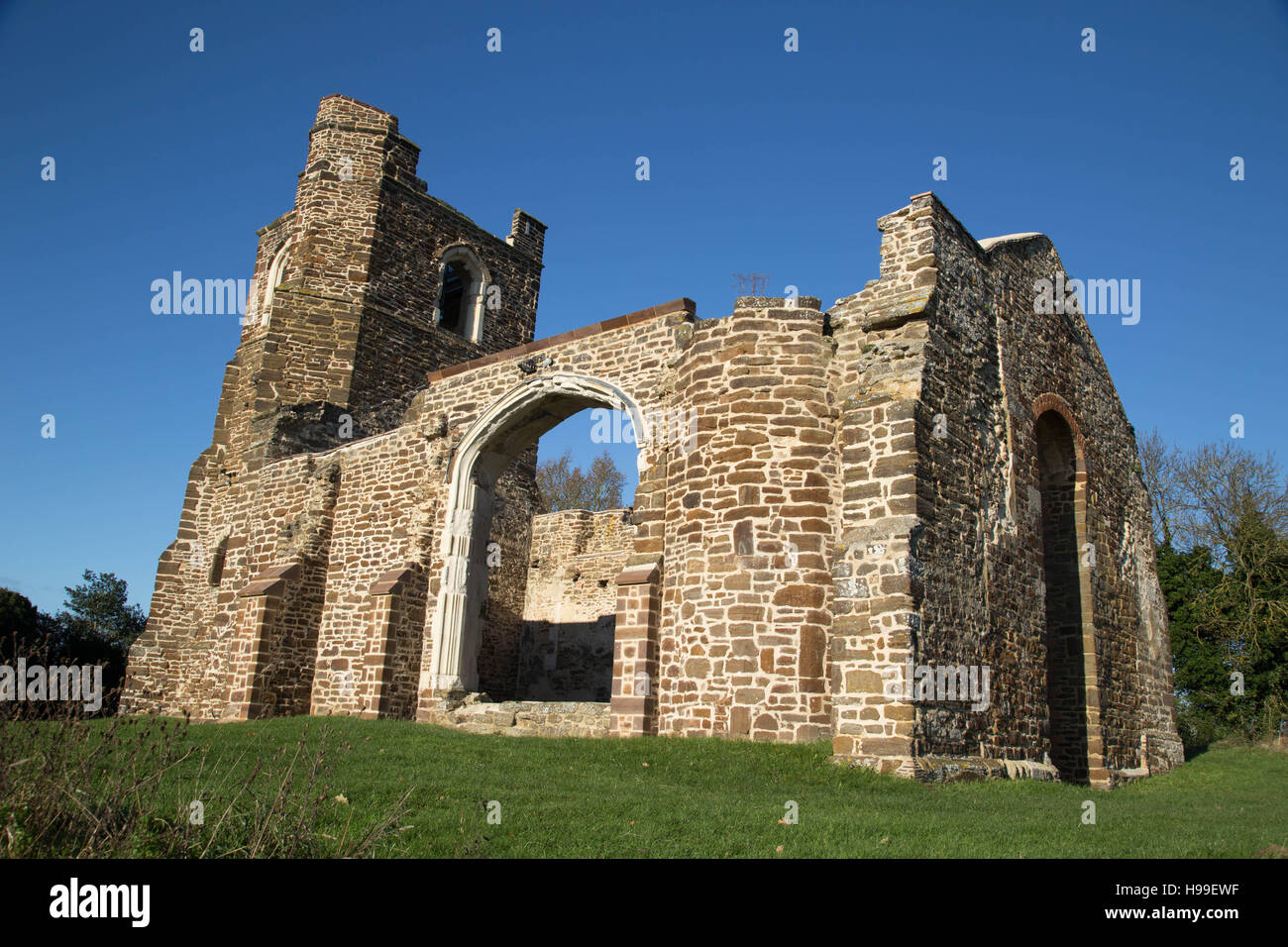 A picture of St Mary's Old Church in Clophill Stock Photo - Alamy