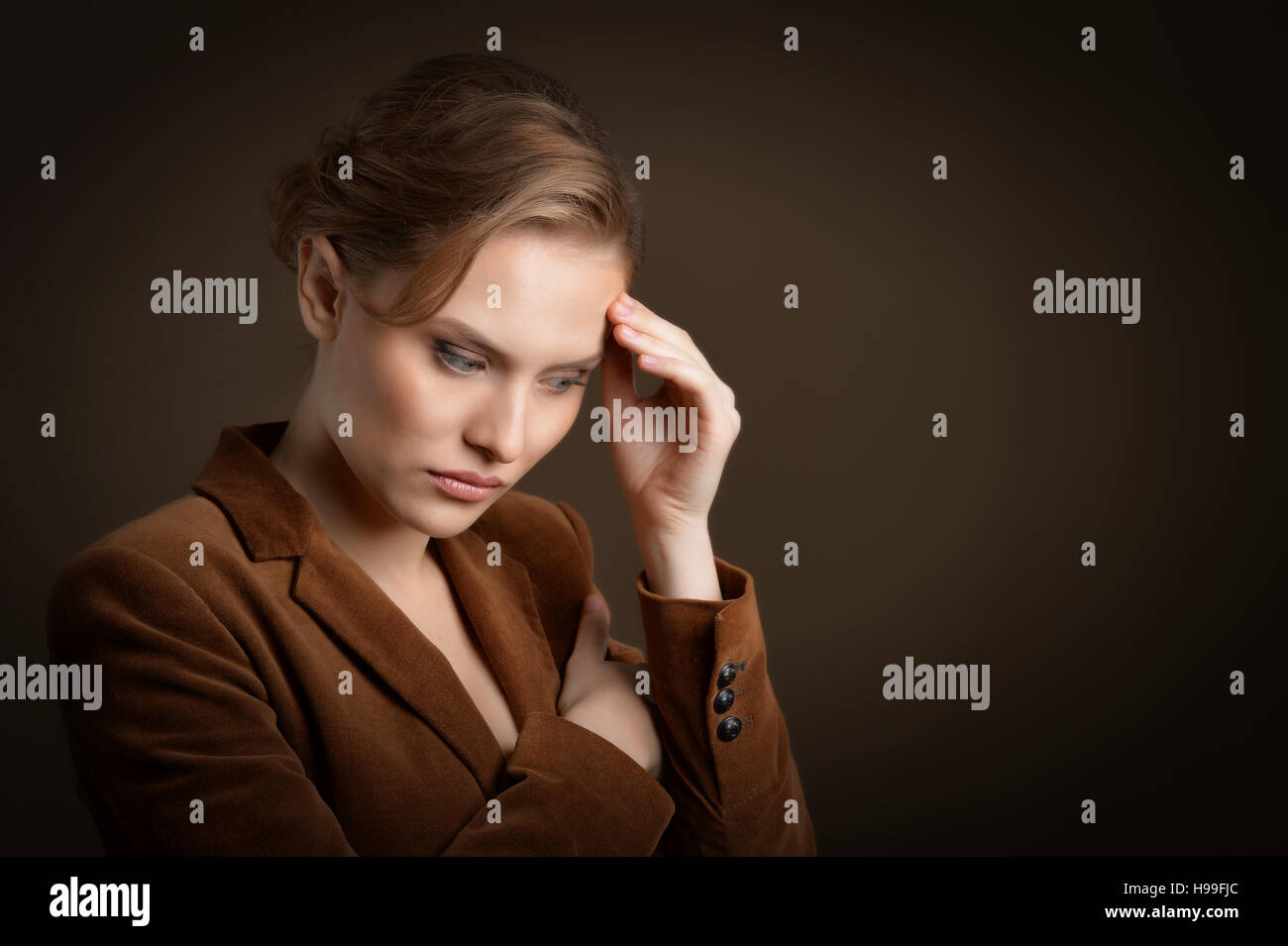 Stressed young woman Stock Photo - Alamy