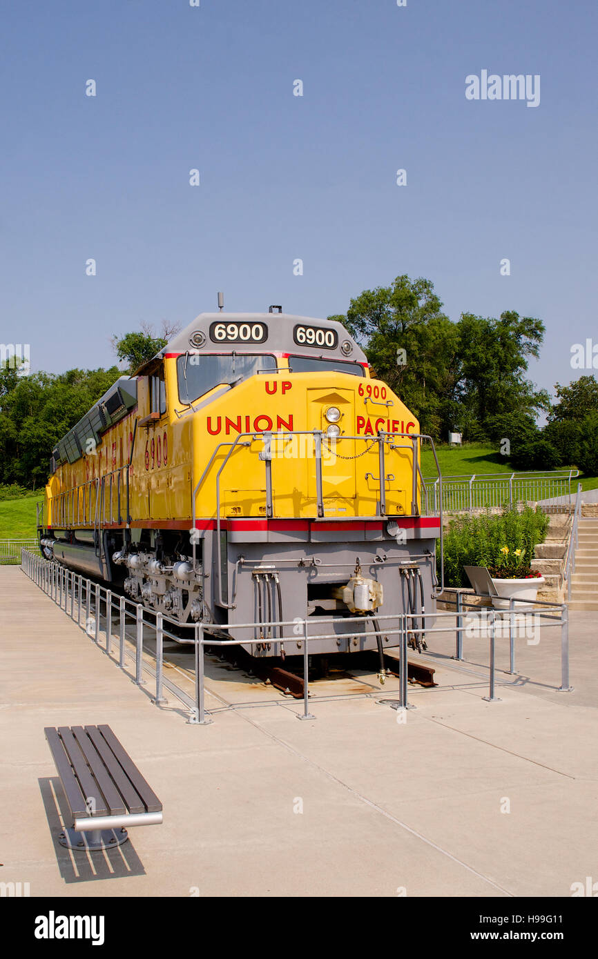 Union Pacific DD40AX at Keeefick Park, Omaha, Nebraska, USA Stock Photo ...
