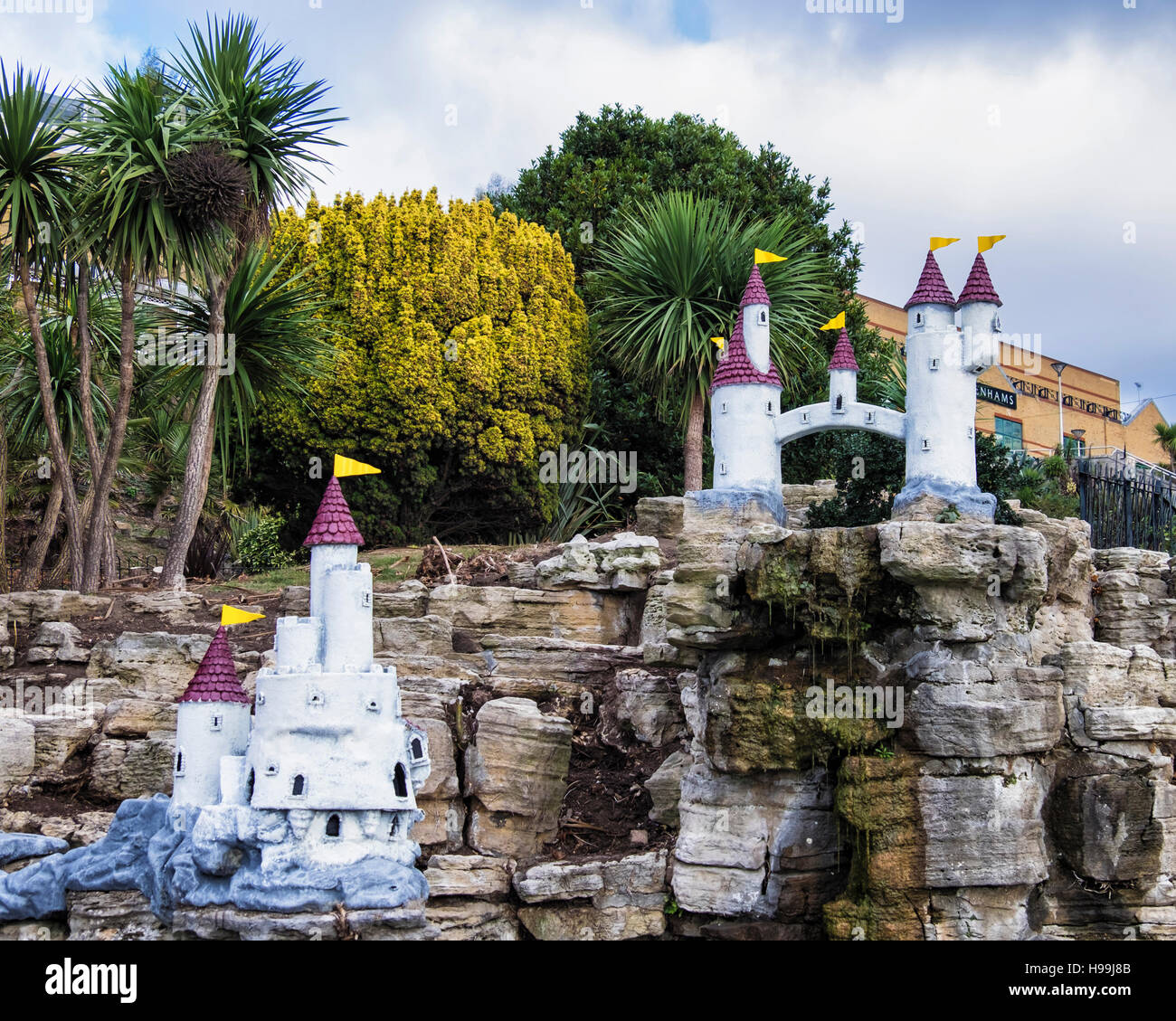 Fairy Tale Castle & fountain, remains of the Never Never Land Theme ...
