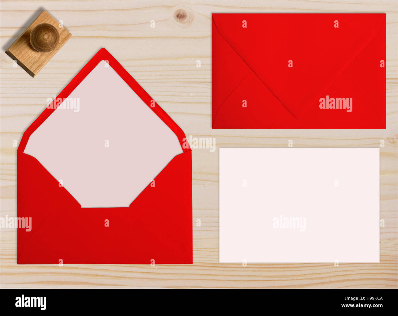 Envelope and stamp hi-res stock photography and images - Alamy