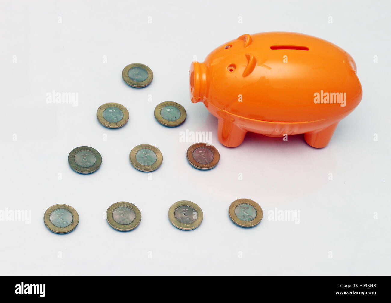 Ten Rupee Coin India Pyramid High Resolution Stock Photography and ...