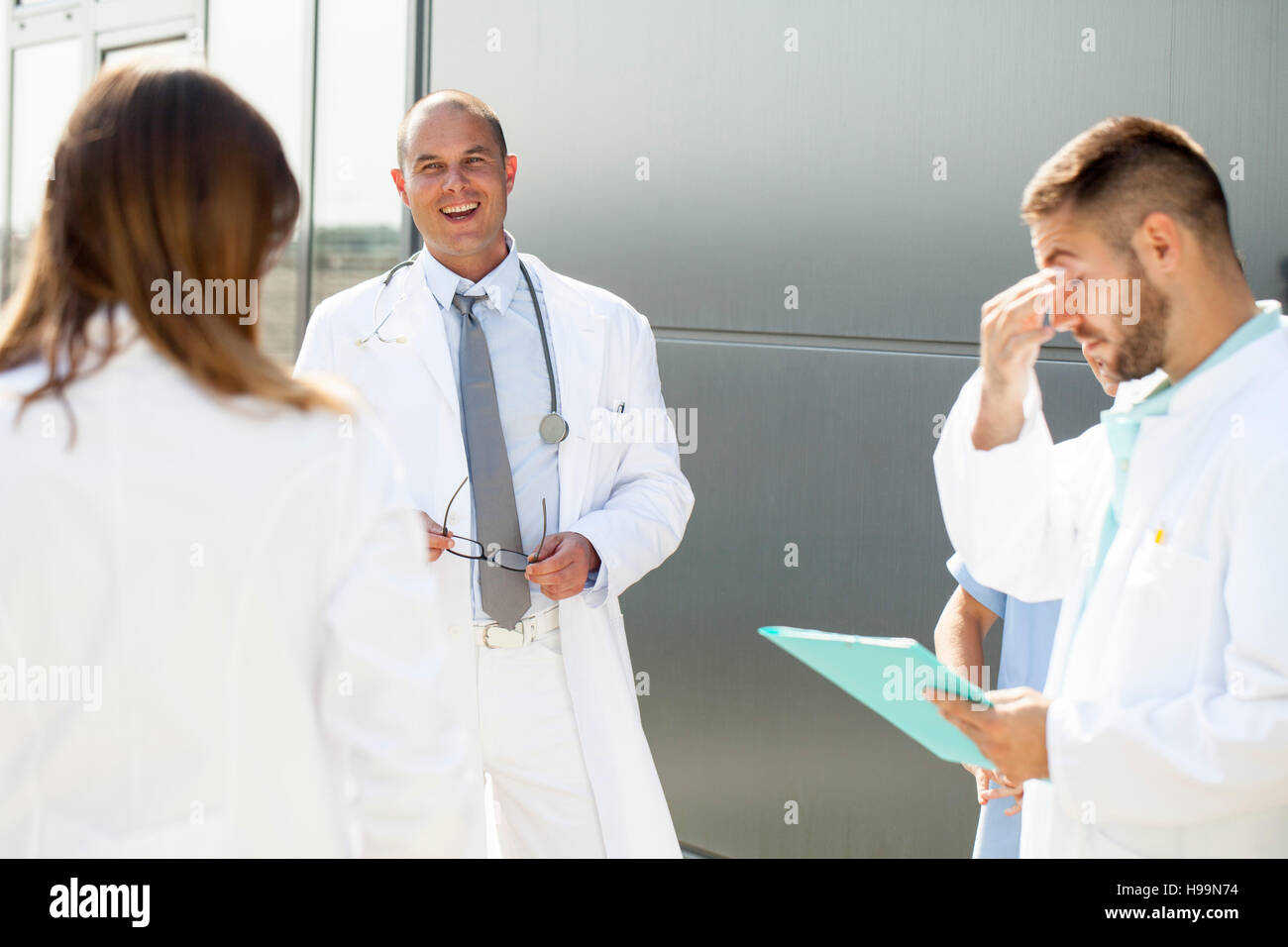 Group of doctors hi-res stock photography and images - Alamy