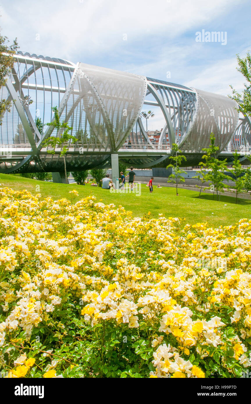 Bridge by Perrault. Madrid Rio park, Madrid, Spain Stock Photo - Alamy