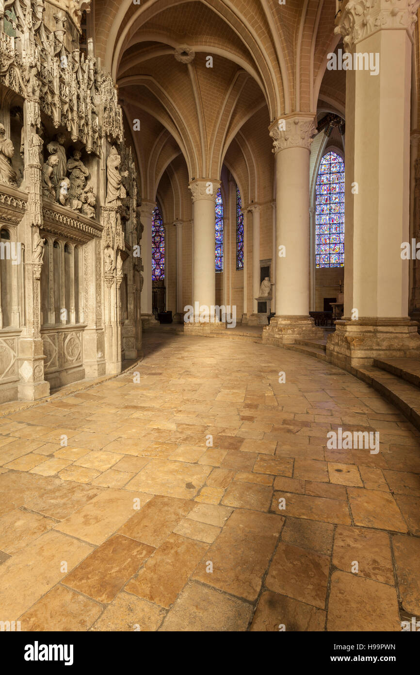 Part of the monumental choir screen and apse in Chartres cathedral ...