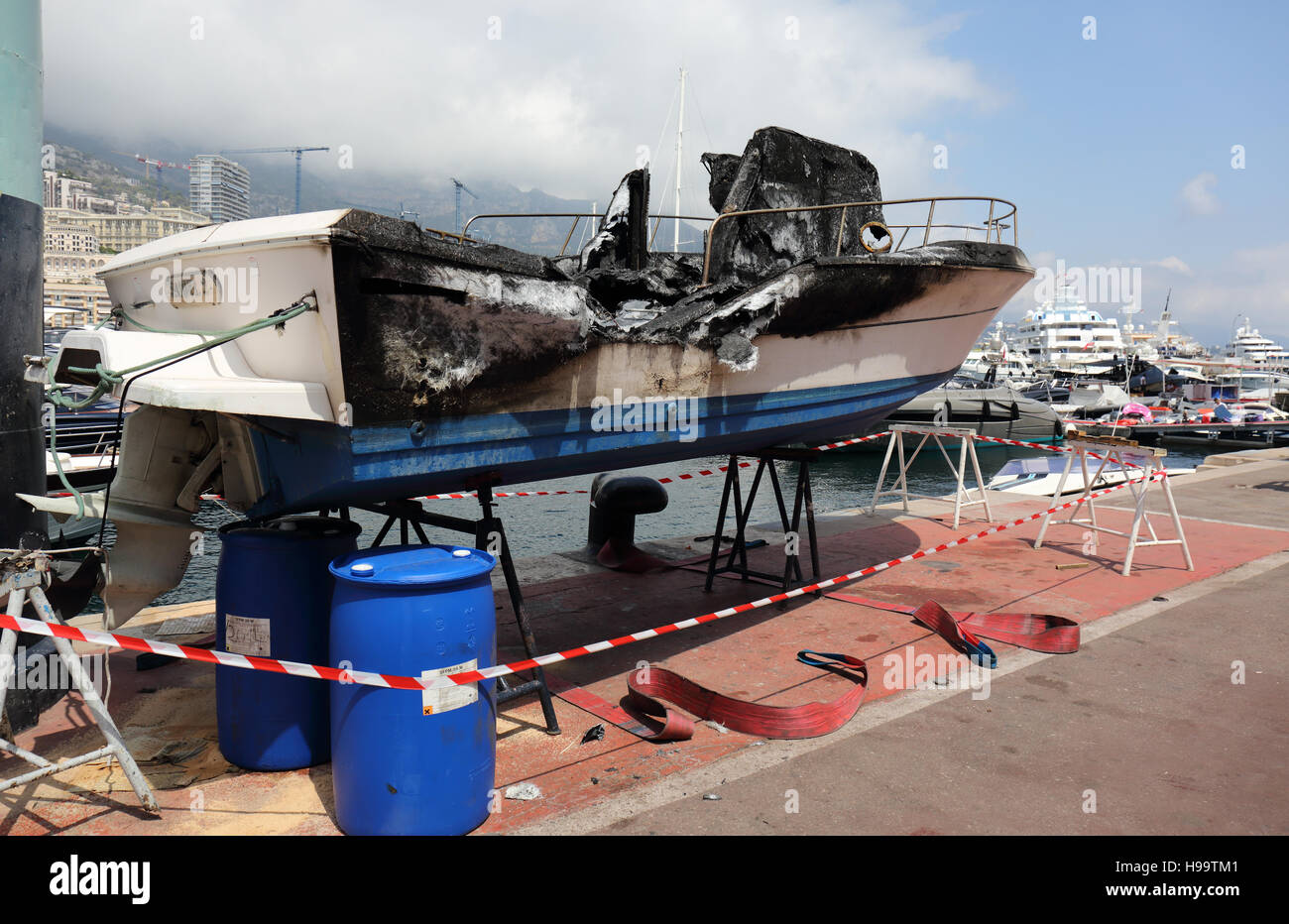 Burnt Out Boat High Resolution Stock Photography and Images - Alamy