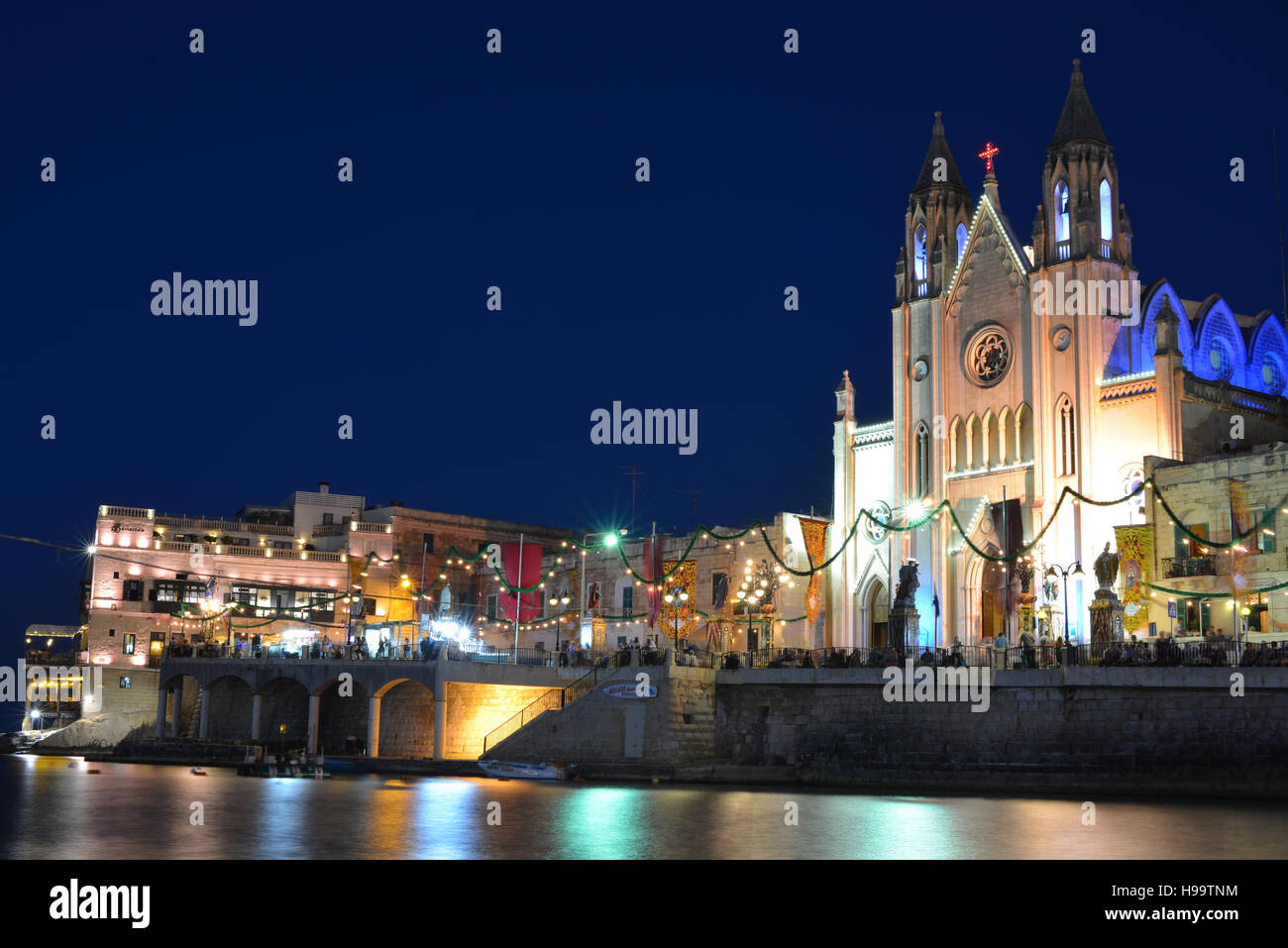 Balluta Bay at night during the village feast Stock Photo - Alamy