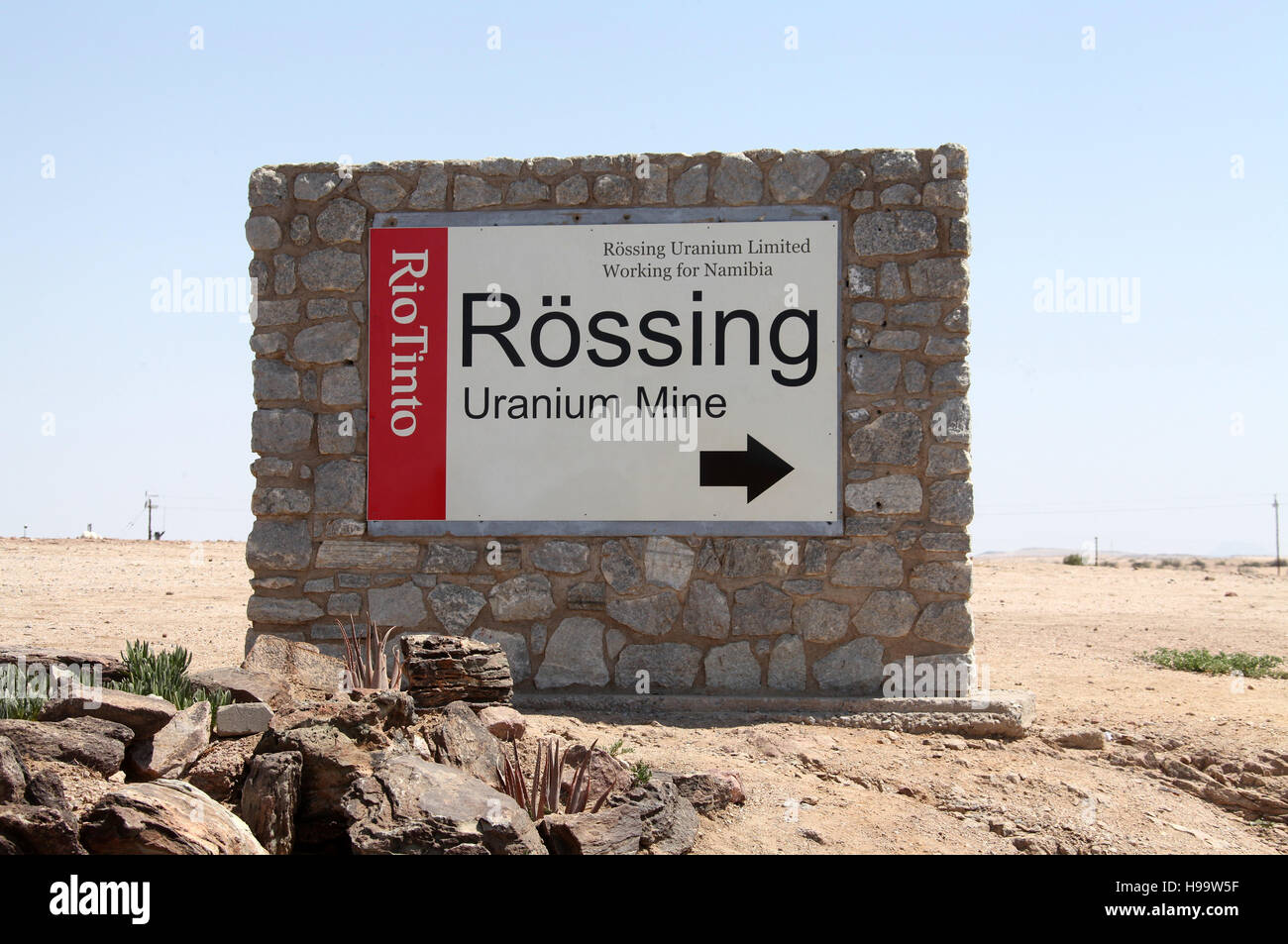 Rossing Uranium Mine near Swakopmund in Namibia Stock Photo - Alamy