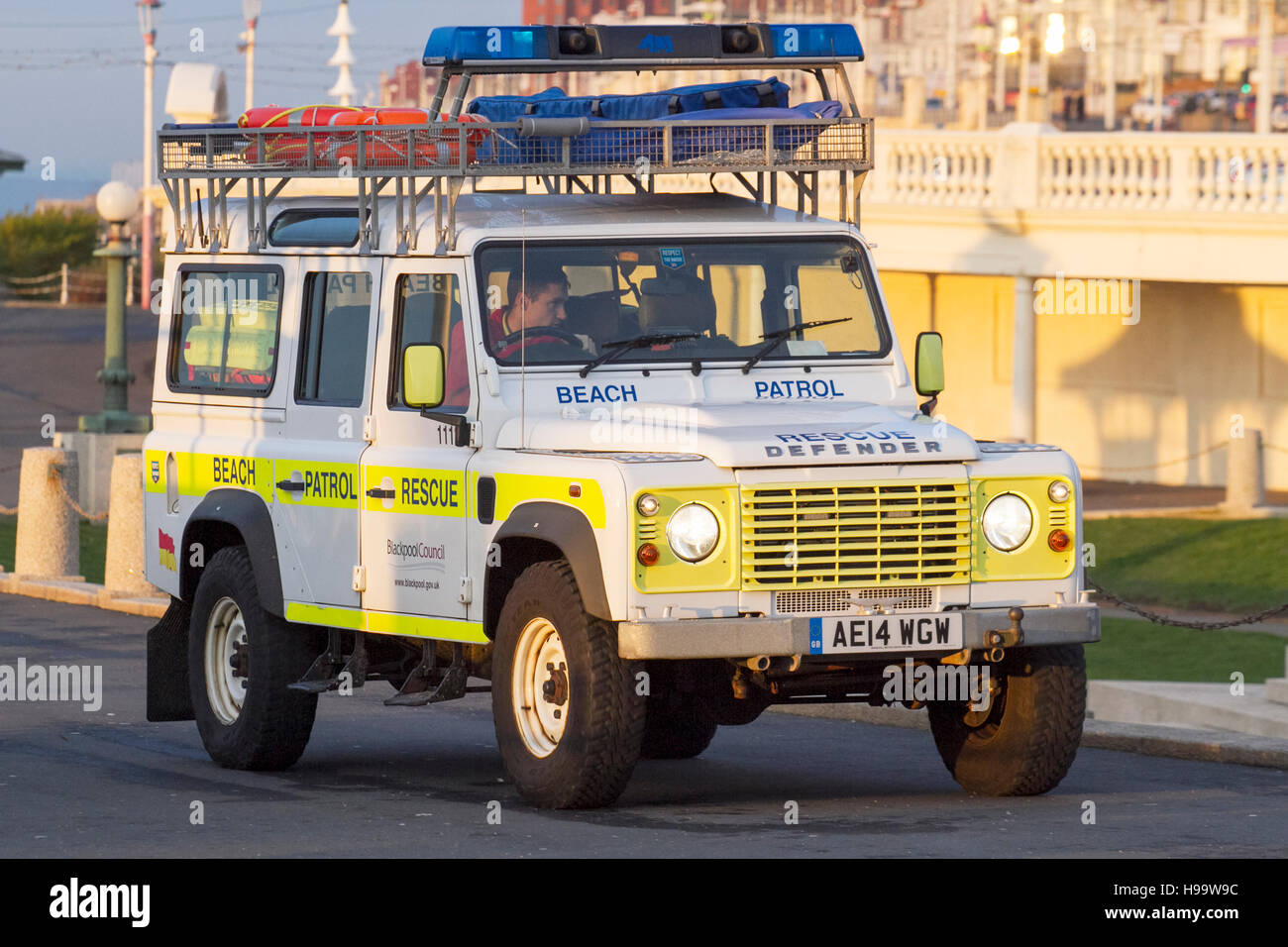 rnli lifeguard sea save rescue rescuer emergency drown drowning water ...