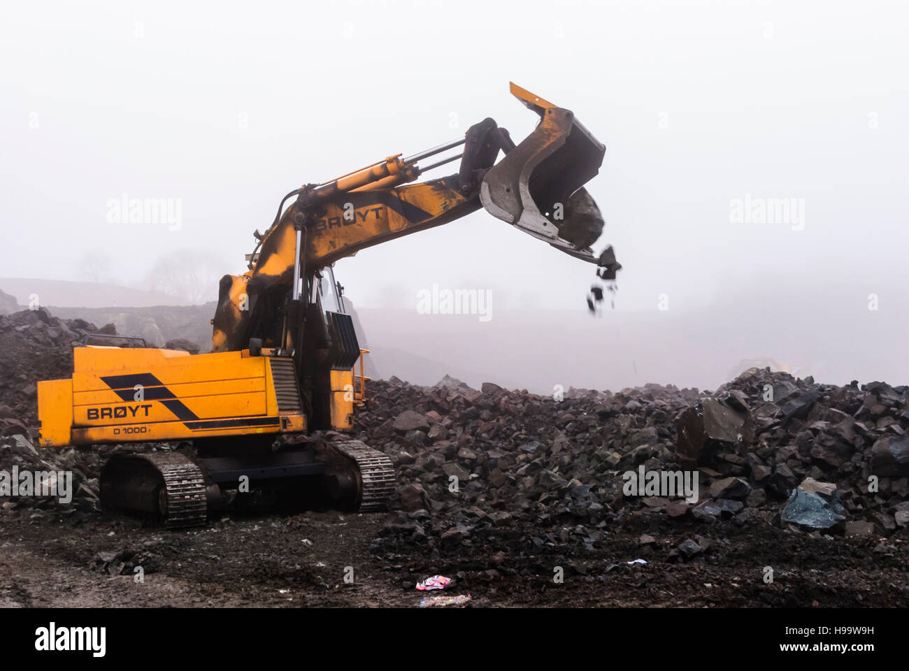 Broyt tracked loader hi-res stock photography and images - Alamy