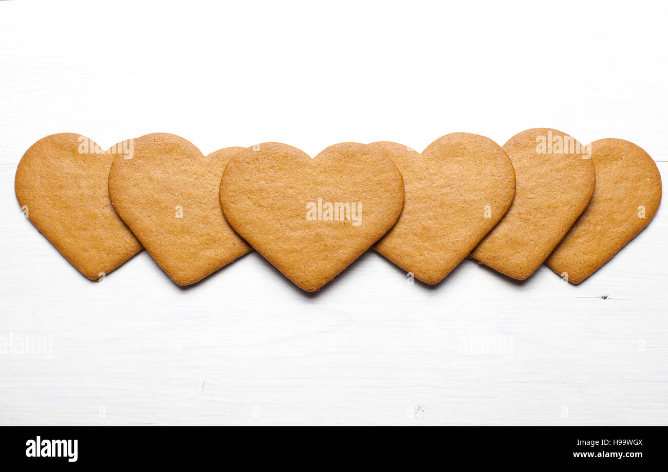 Heart shaped Gingerbread cookies (group in a row Stock Photo - Alamy