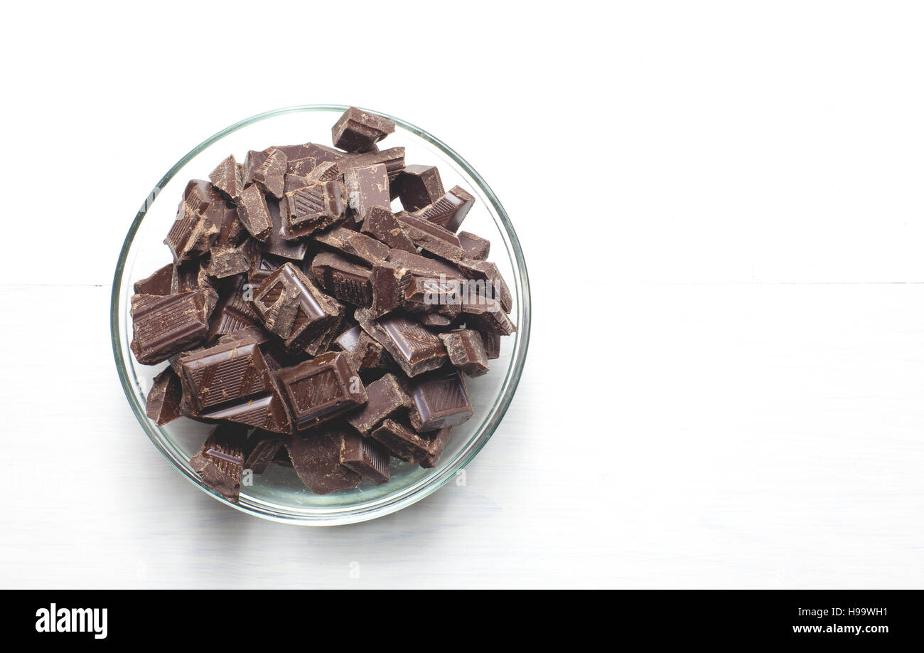 chocolate chunks in a bowl Stock Photo - Alamy
