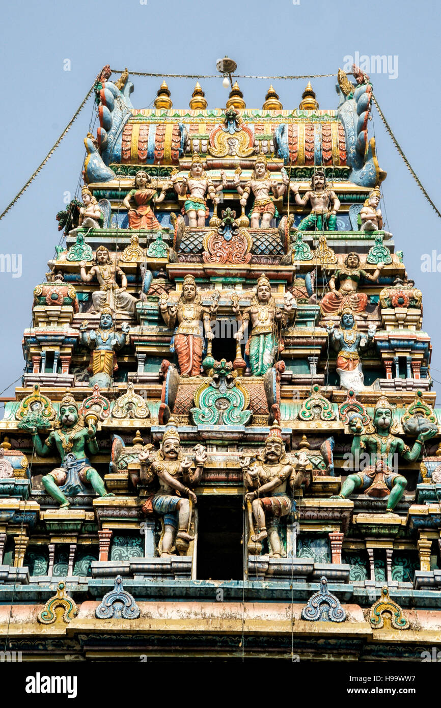 Hindu temple colors hi-res stock photography and images - Alamy