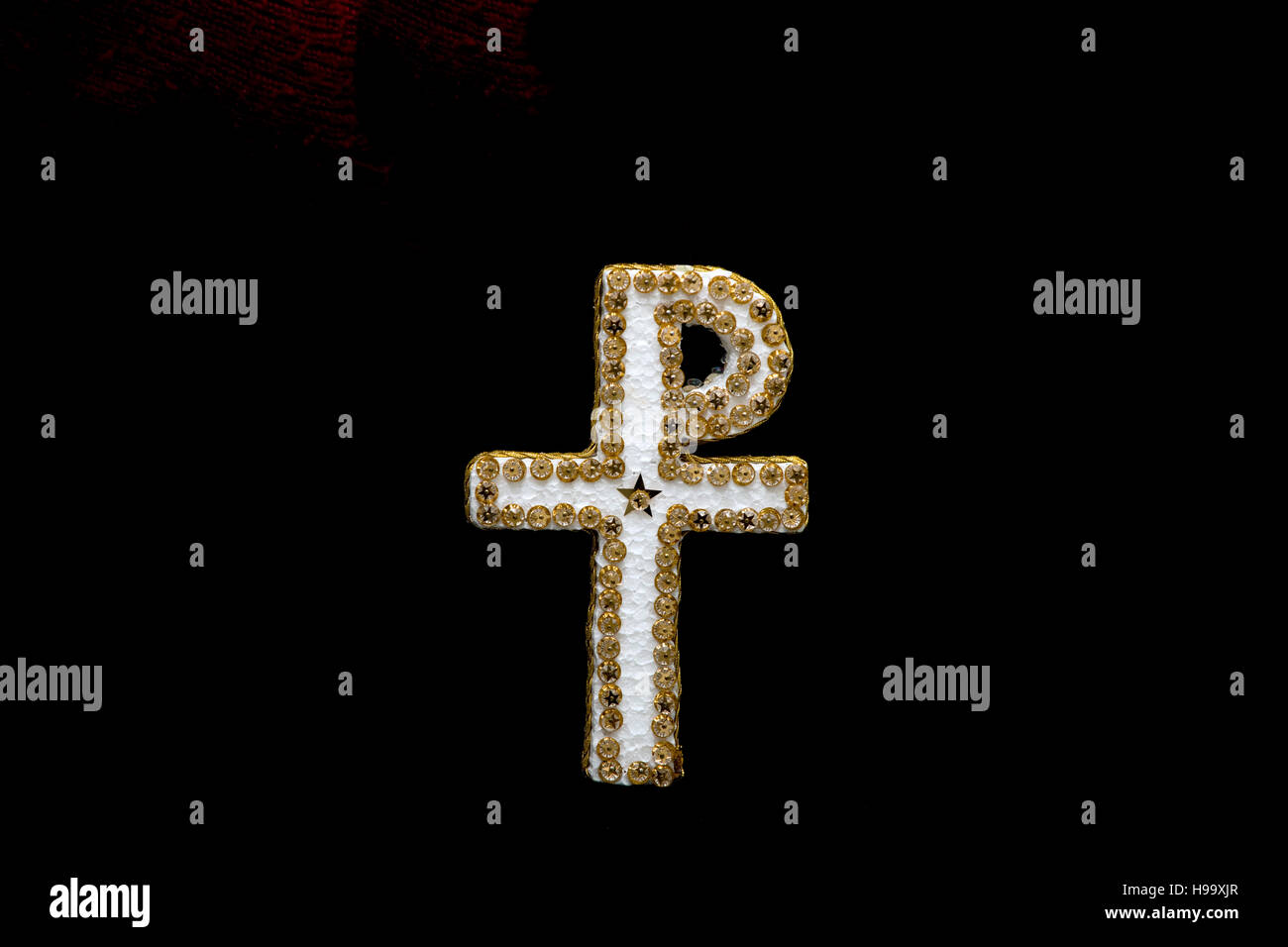 White cross symbol hi-res stock photography and images - Alamy