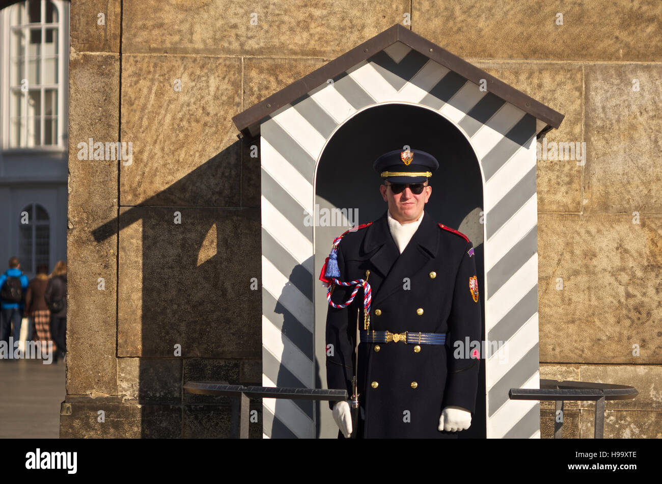 Sentry guard hi-res stock photography and images - Alamy