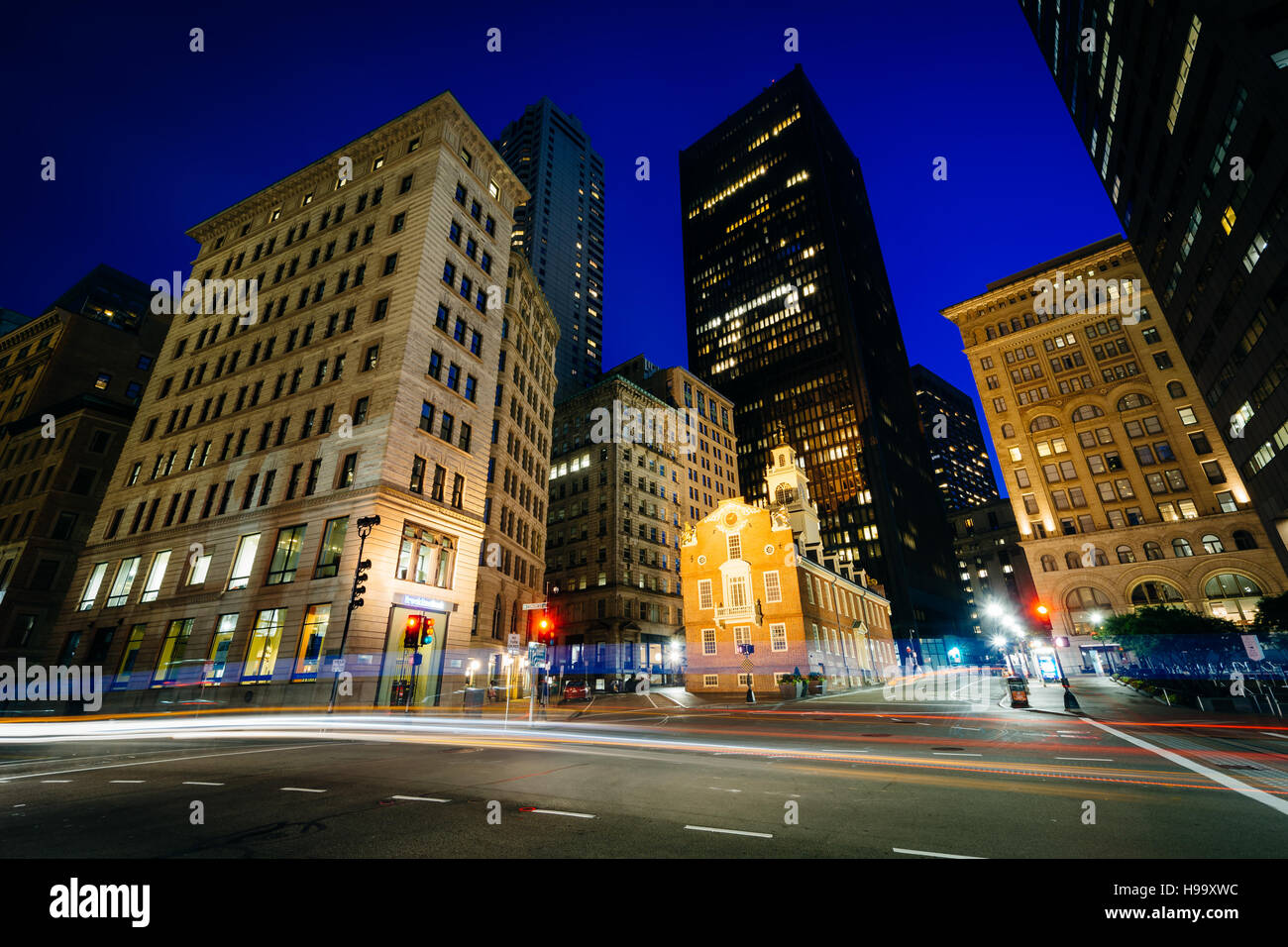 State house boston night hi-res stock photography and images - Alamy