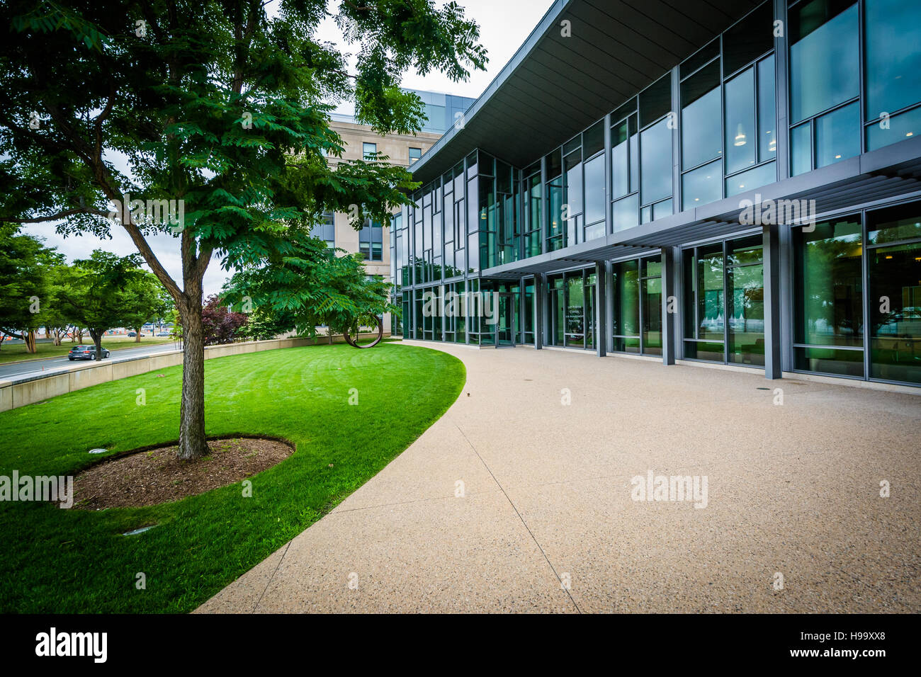 The Porter Center for Management Education, at the Massachusetts ...