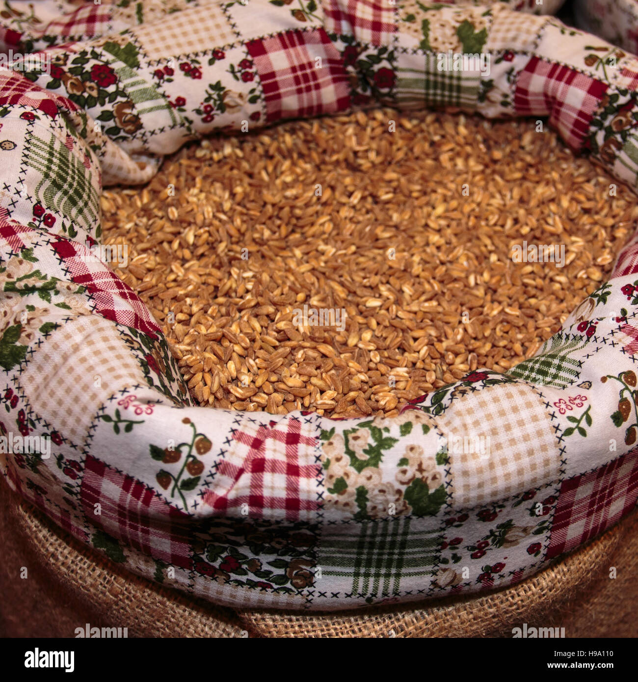 White rice sack market hi-res stock photography and images - Alamy