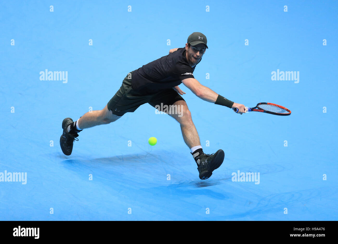 Andy Murray in action during day eight of the Barclays ATP World Tour ...