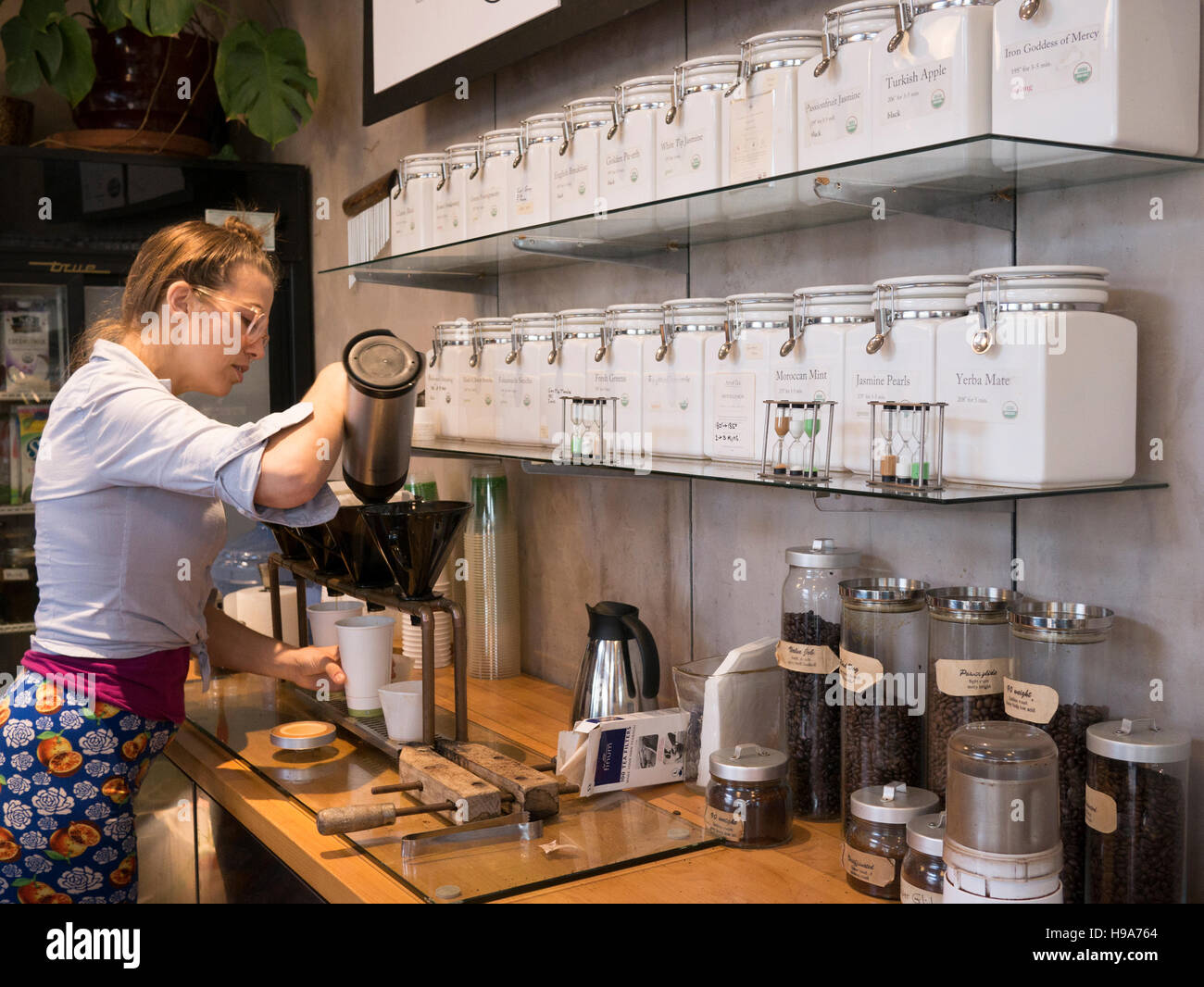 Wave Street Cafe in Monterey, California Stock Photo - Alamy