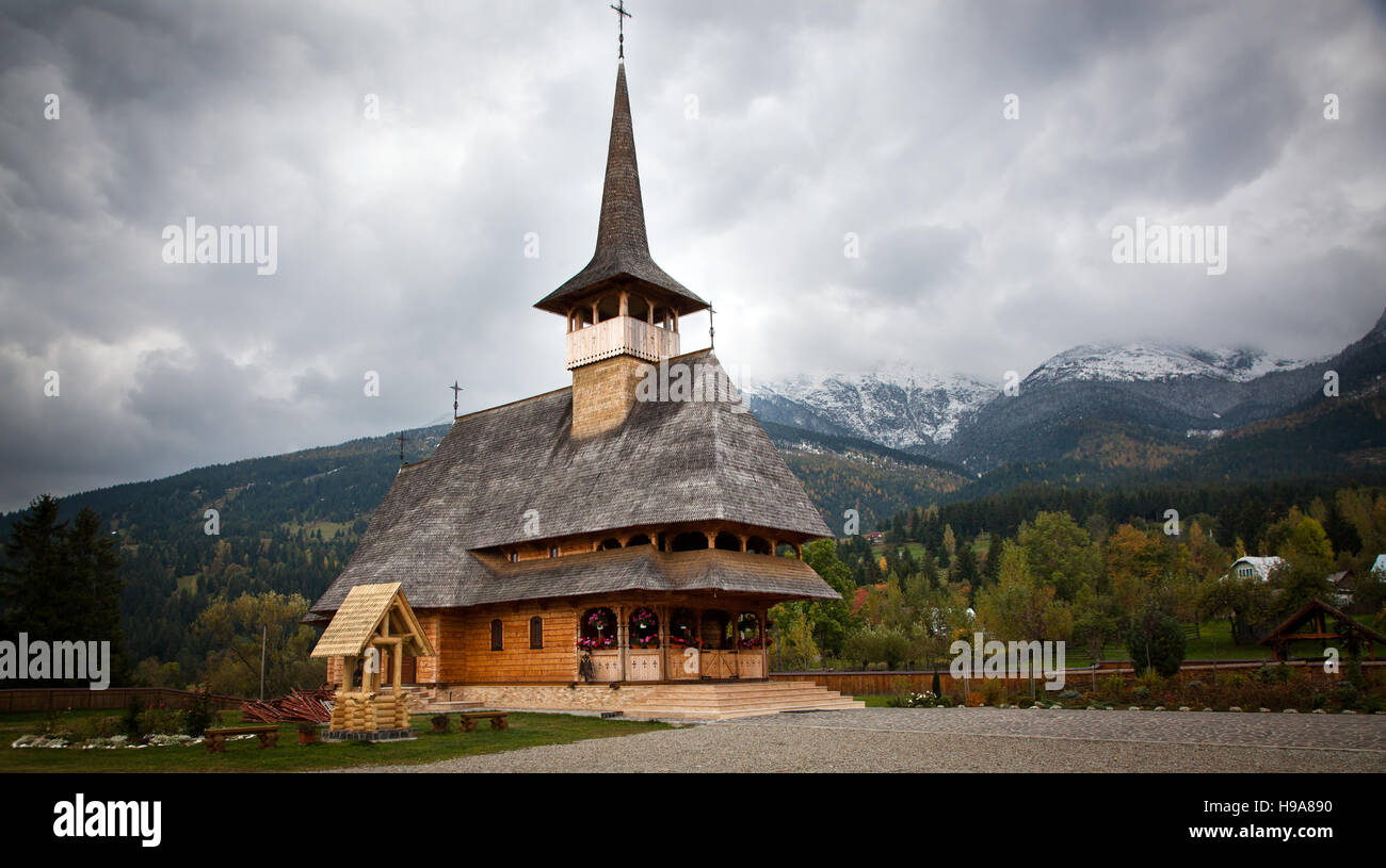 Rodna Mountains in early winter, Transylvania - Romania Stock Photo - Alamy