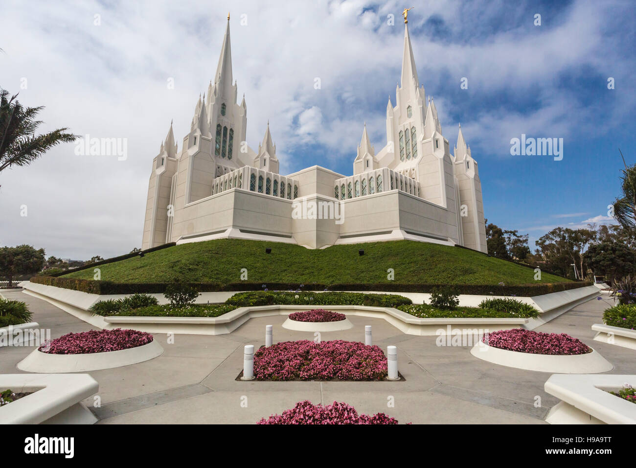 Mormon temple in la jolla hi-res stock photography and images - Alamy