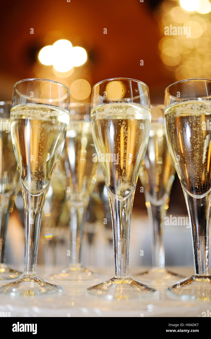 Sparkling tableware hi-res stock photography and images - Alamy