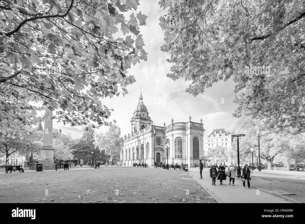 St Philip's Cathedral, Colmore Row in monochrome, Birmingham, England ...