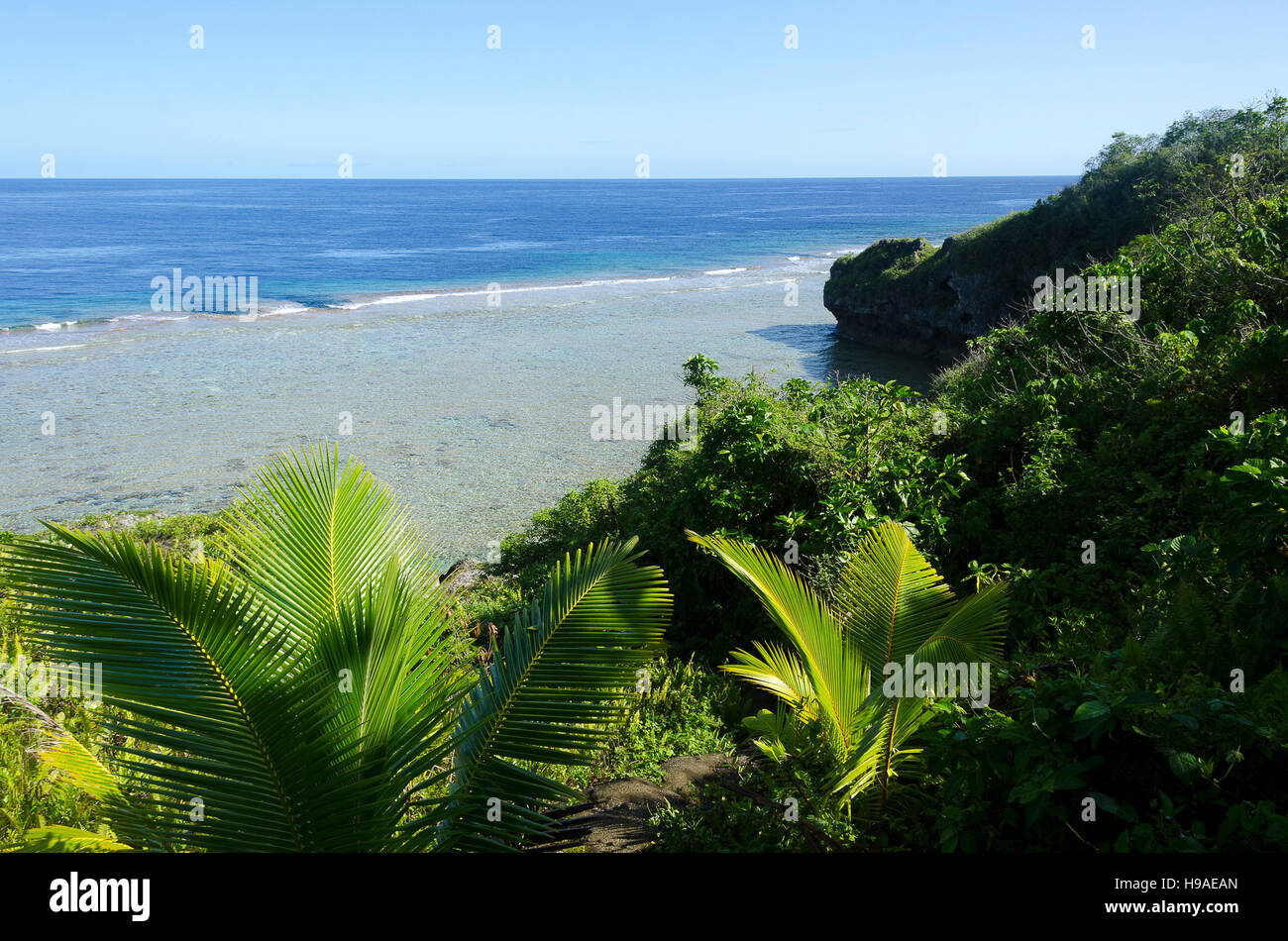 Coast reef hi-res stock photography and images - Alamy
