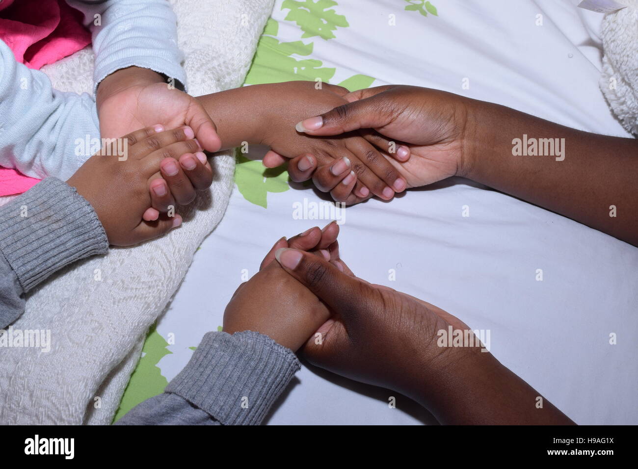 Sibling comforting hi-res stock photography and images - Alamy