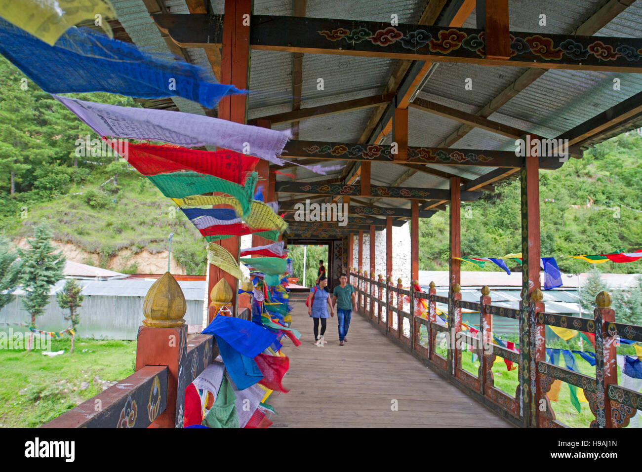 Bridge over the Wang Chhu (Thimphu River) in Thimphu Stock Photo - Alamy