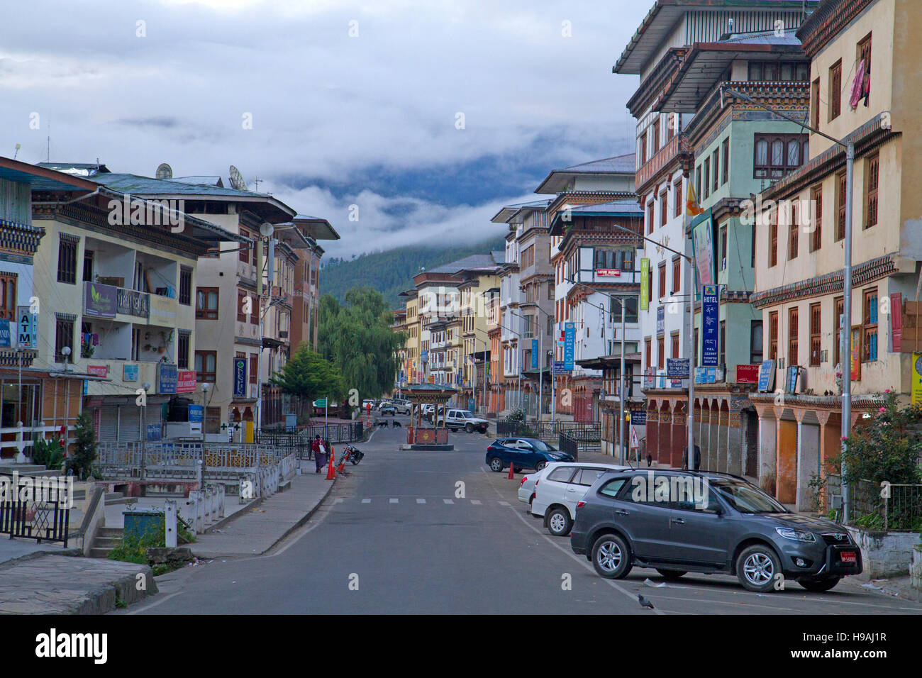 The main street of Thimphu Stock Photo - Alamy