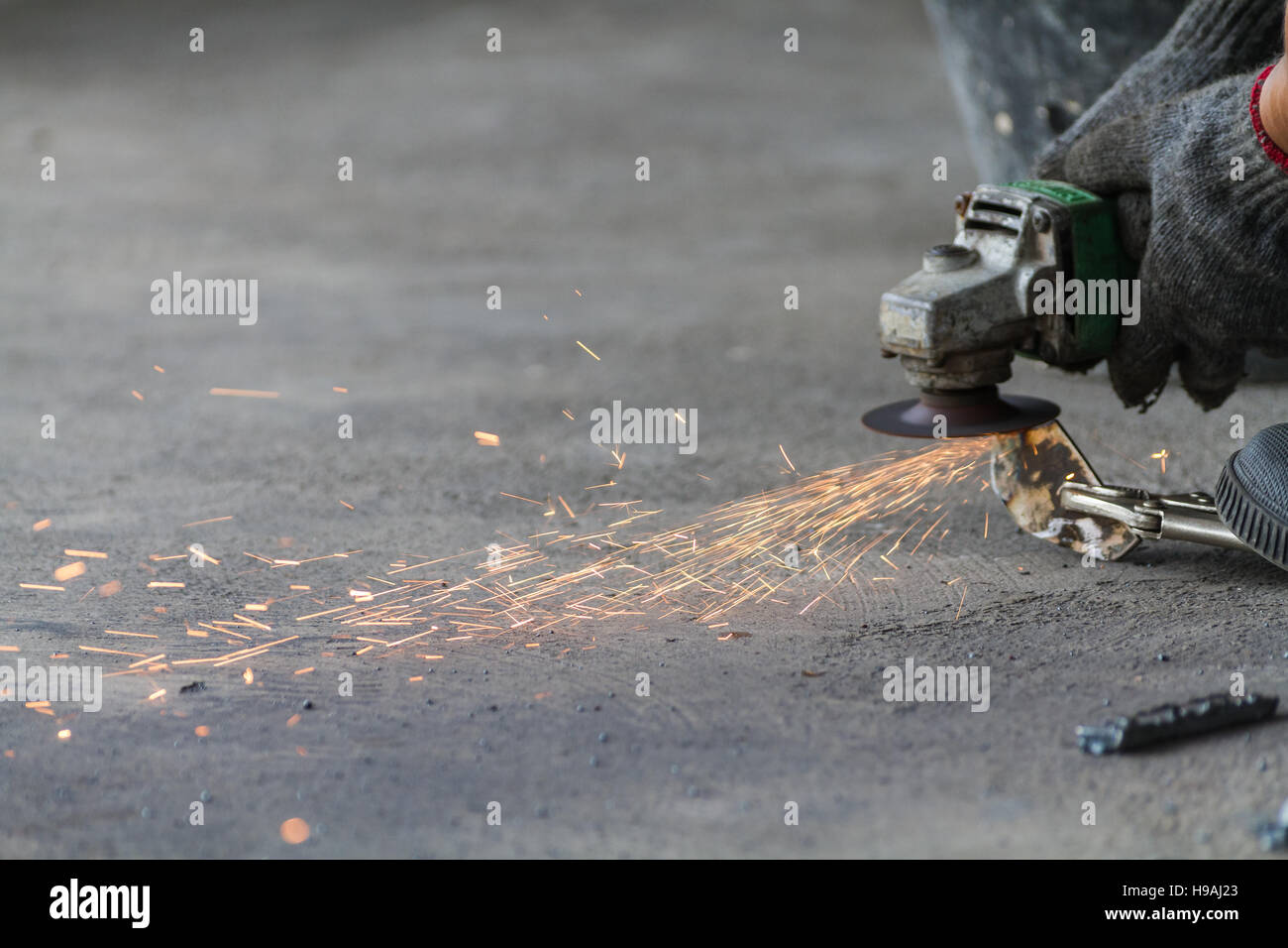 Labour Working By Tool Stock Photo - Alamy