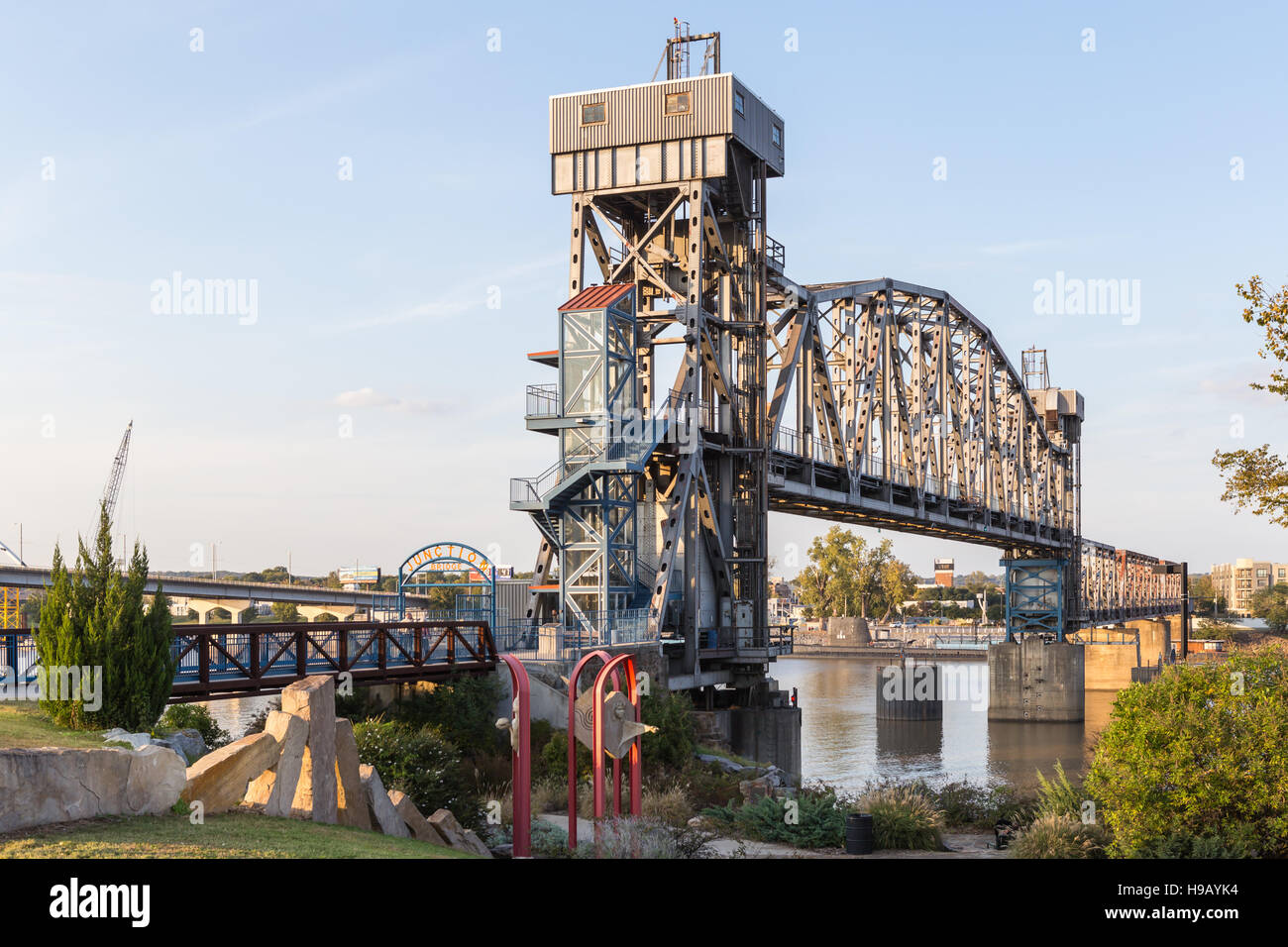 The Junction Bridge on the Arkansas River Trail in Little Rock ...