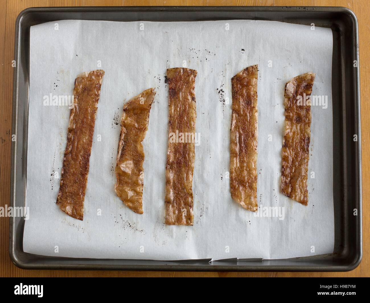 Baking Rice Paper High Resolution Stock Photography and Images - Alamy